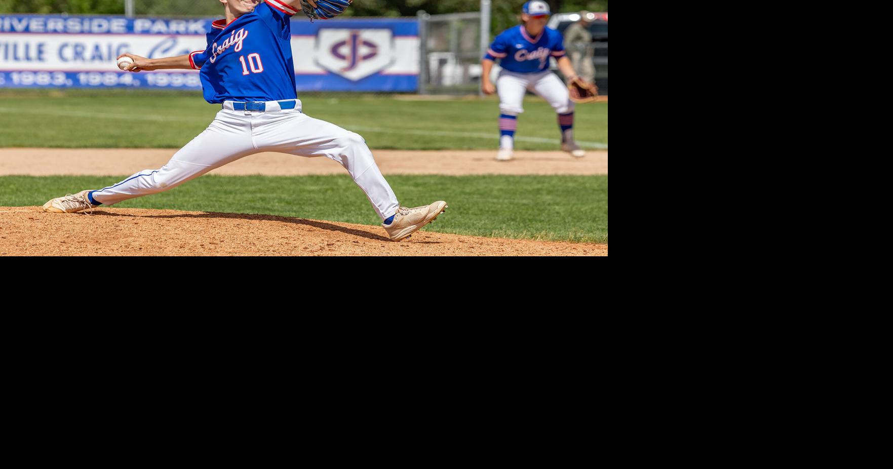Dillon escapes jam in first then cruises through four scoreless in ...