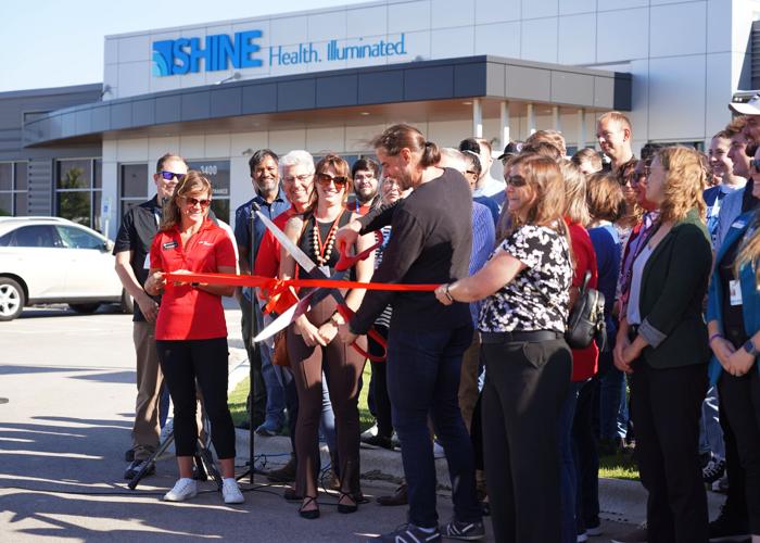 SHINE gets massive, $263-million loan from U.S. Energy Department to ...