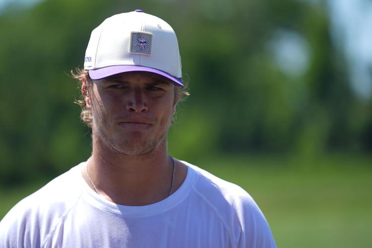 Vikings' McCarthy aims 'upward' as Murray's arrival creates another QB ...