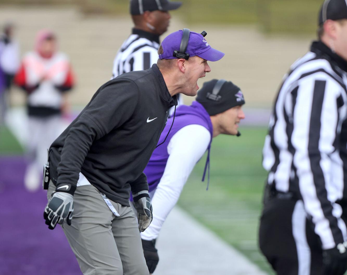 College Football: Warhawks have a bona fide quarterback competition ...
