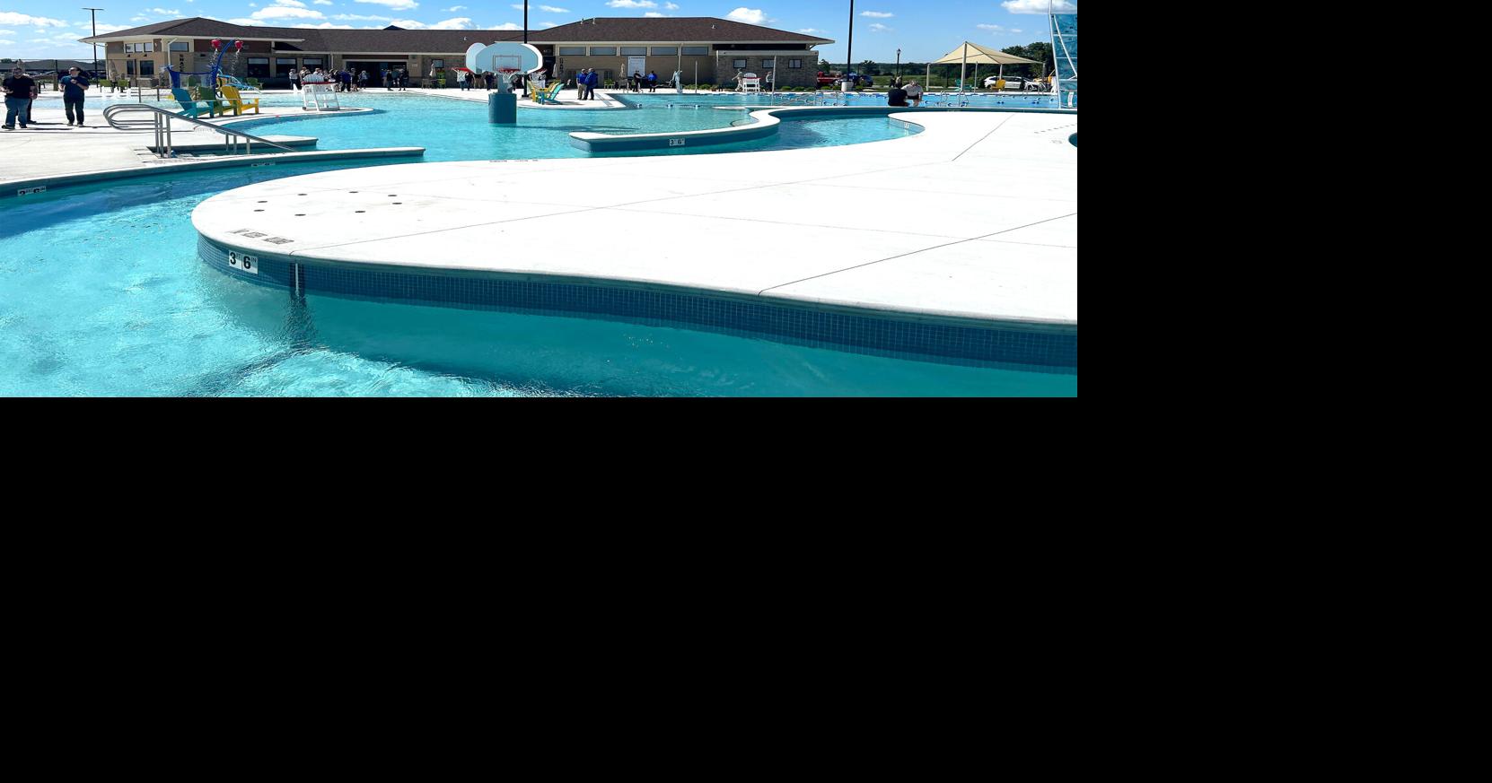 Summer splash: Evansville opens new aquatic center | Local News ...