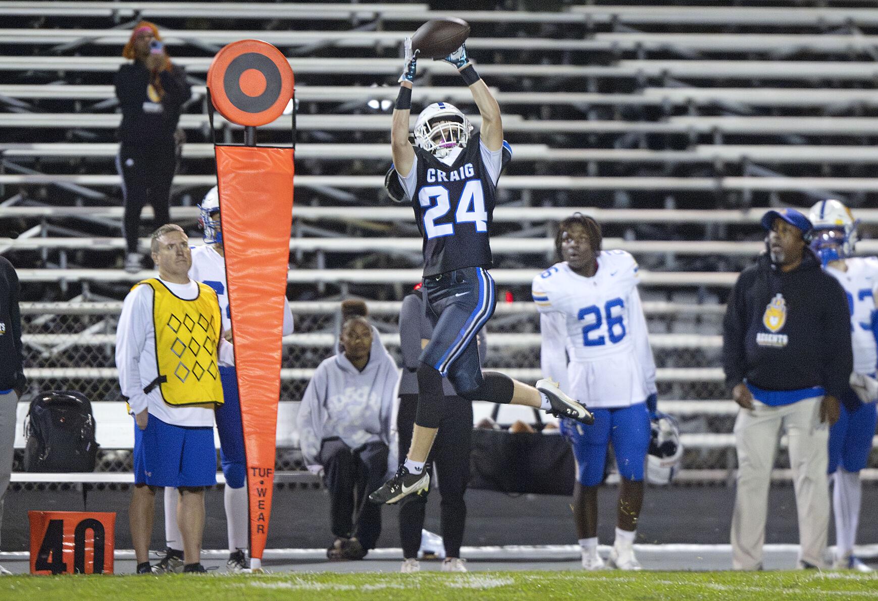 Schoonover helps Janesville Craig grab a WIAA football playoff slot ...