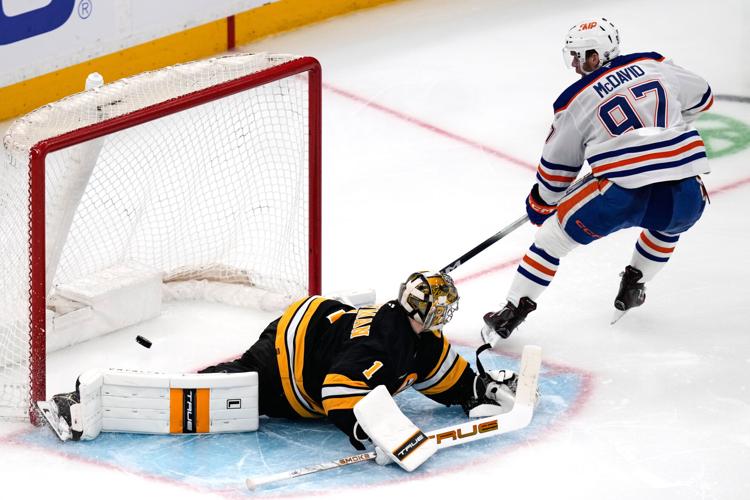 Connor McDavid scores short-handed, sets up power-play goal in Oilers ...