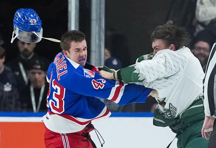 Predators 1st-rounder Cameron Reid helps Kitchener beat Everett 6-2 in ...