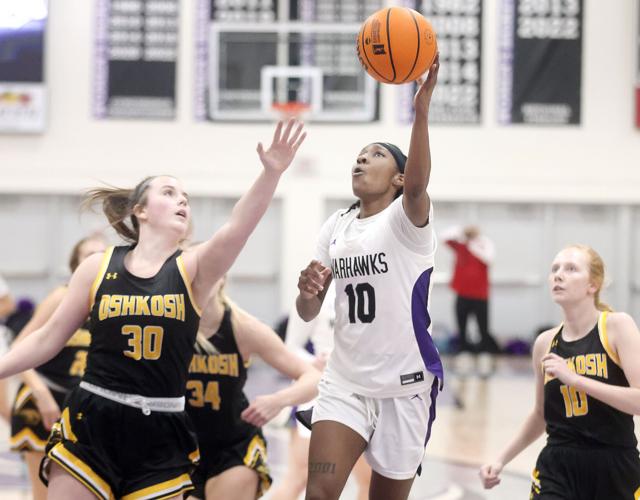 WIAC women's basketball: Carollo records double-double to lead ...