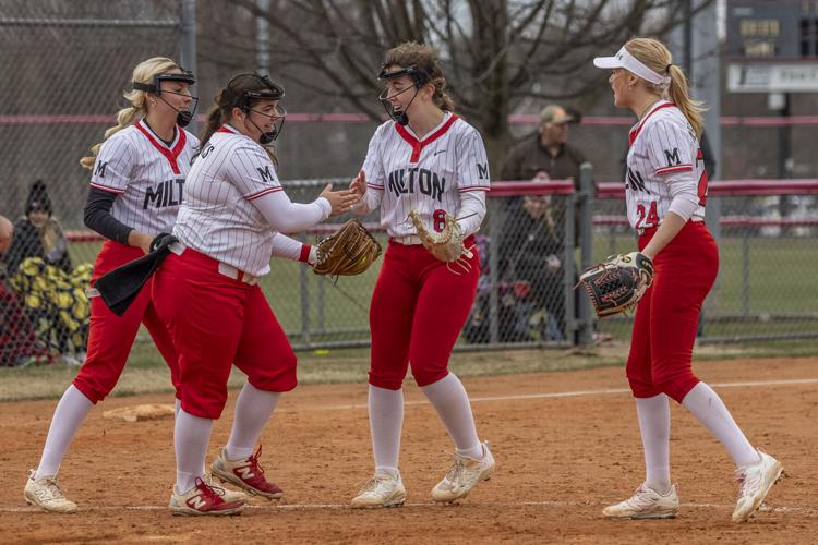Quick-starting Red Hawks down DeForest | Sports | gazettextra.com