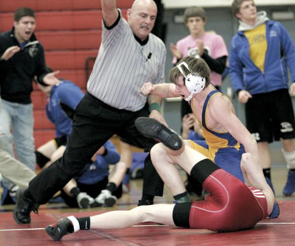 Delavan-Darien hits team state wrestling tourney | Archives ...
