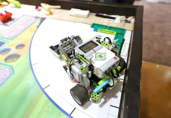 Real World STEM: Homeschool robotics team to compete internationally ...