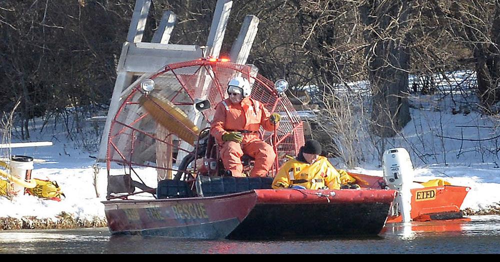 Two dead, two missing after canoe accident in East Troy | Archives ...