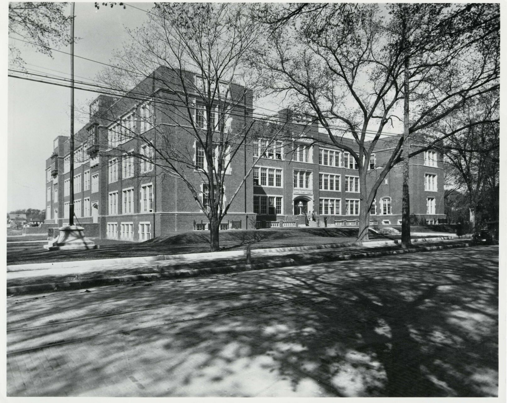 1920s: Helen Menzies Sutherland, Janesville's first woman school board ...