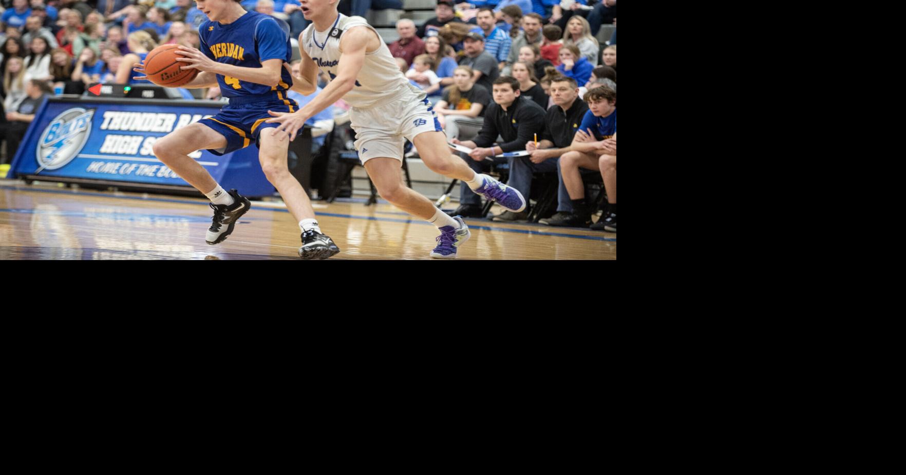 Bolts boys basketball splits emotional weekend conference start | Local ...
