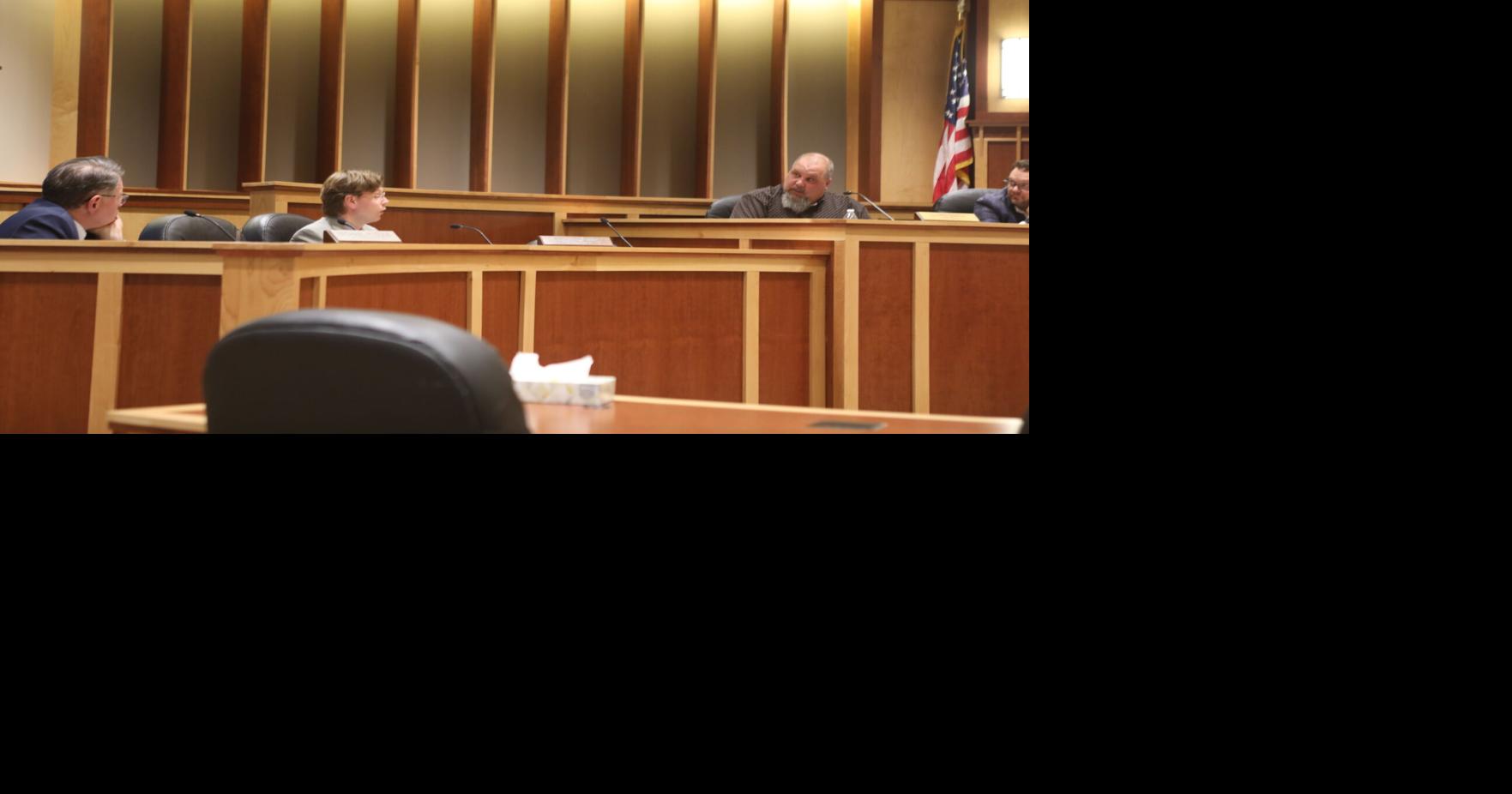 City attorney highlights liquor license policy ahead of renewals next ...