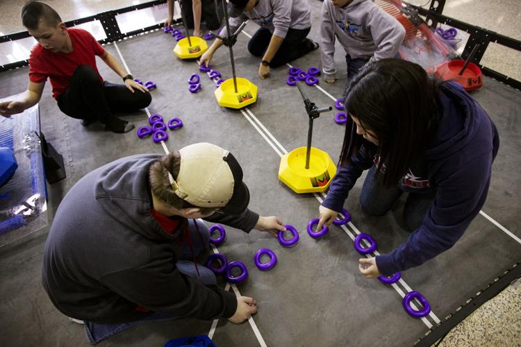 Gillette students take on robots in annual Robotics competition | Local ...