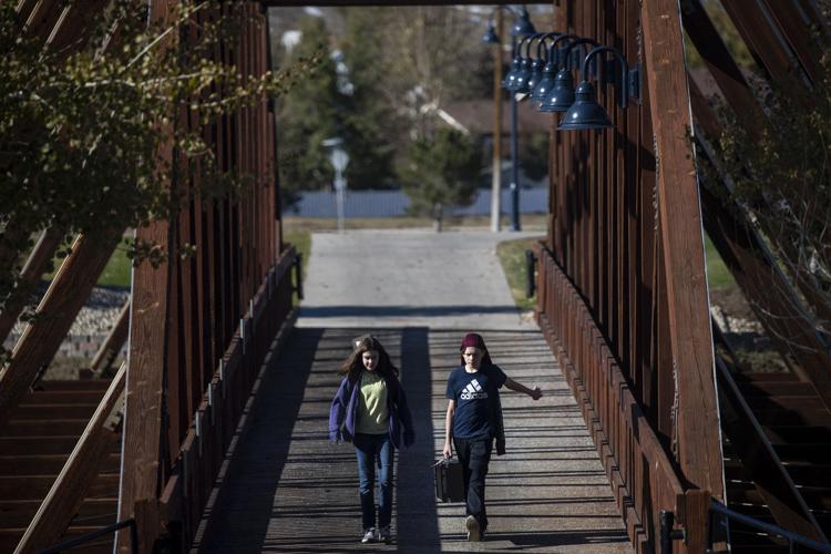Making nice: Gillette and Sheridan trustees collaborate on district ...