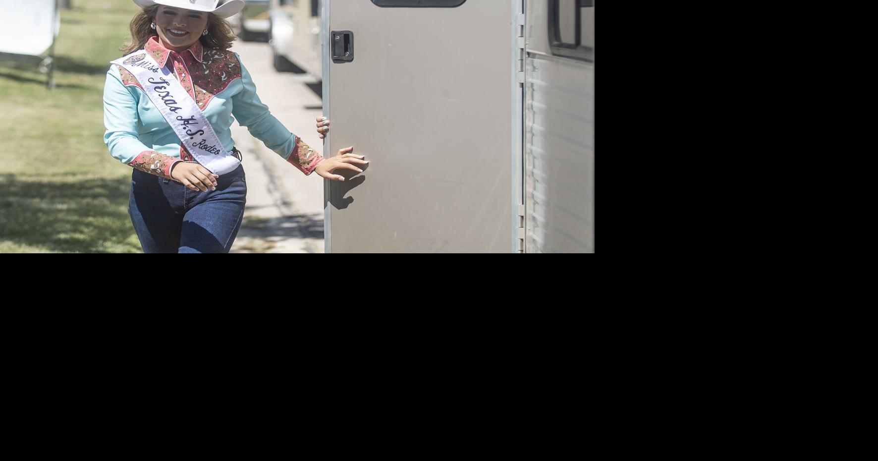 Front of the line: Texas rodeo queen first contestant to check into ...