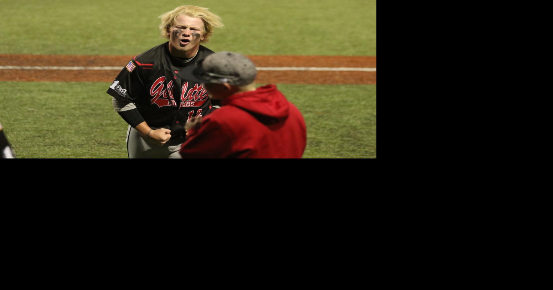 Roughriders' senior Kaleb Lewis leading by example | Local ...