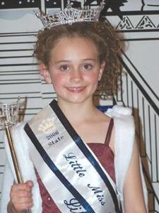 Gillette girls crowned during Little Miss Wyoming pageant | News ...