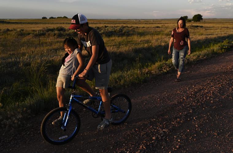Born without a left leg, Gillette girl outruns adversity with a smile ...