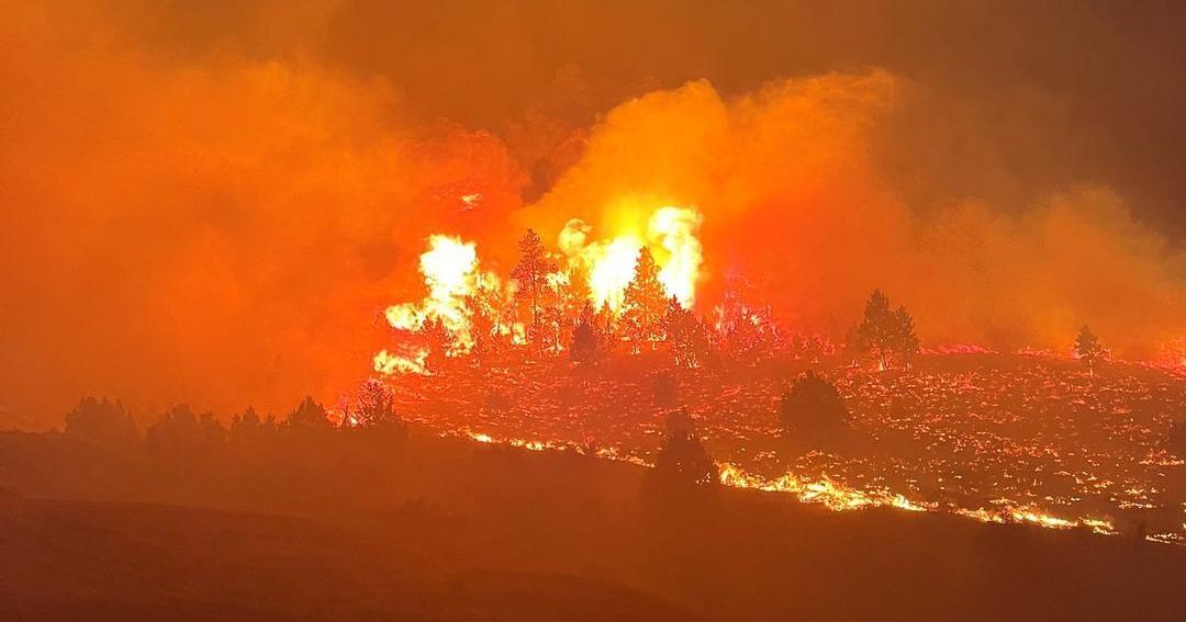 Flat Rock Fire grows to 41,000 acres | Local News | gillettenewsrecord.com