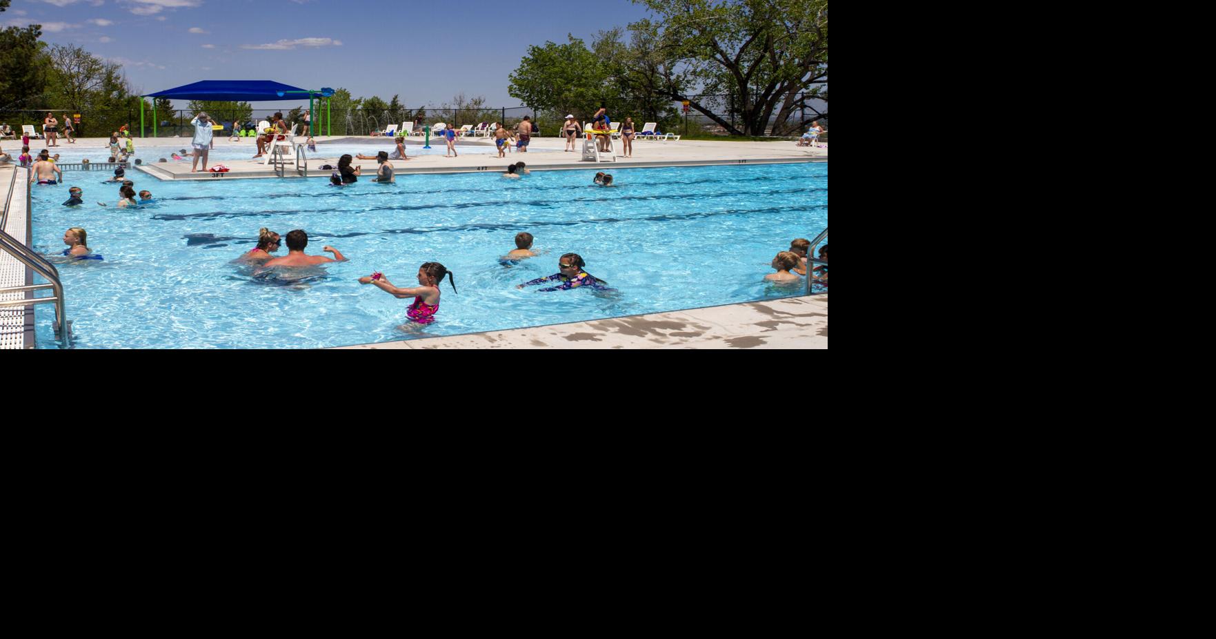 Gillette residents make City Pool opening a splash | Local News ...