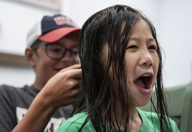 Born without a left leg, Gillette girl outruns adversity with a smile ...