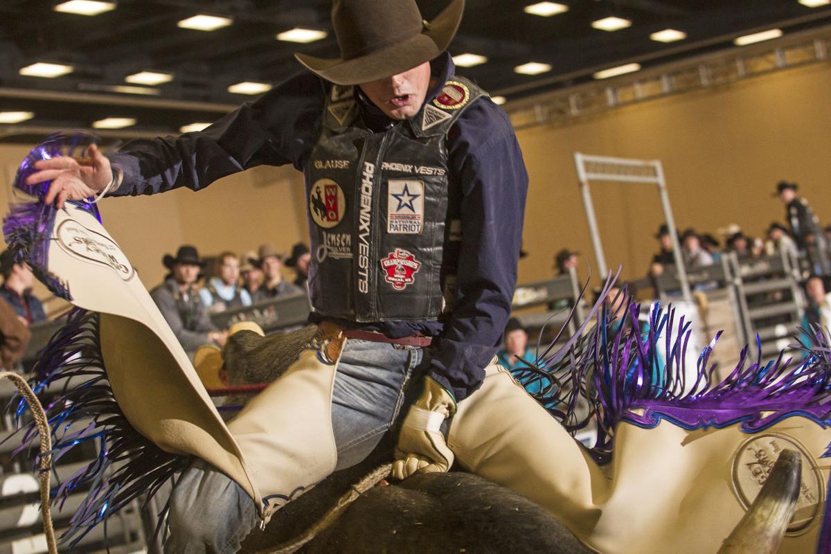 Bobby's night: Bobby Welsh, Vezain and Wright win Buck & Ball rodeo ...