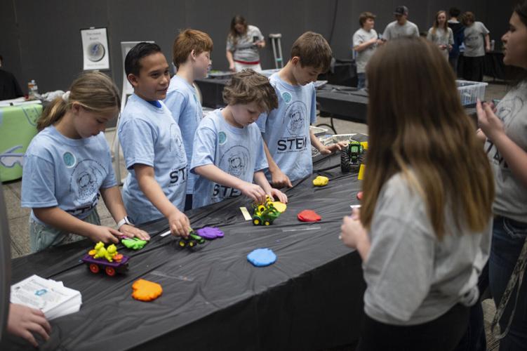 A STEM-tacular showcase | Local News | gillettenewsrecord.com
