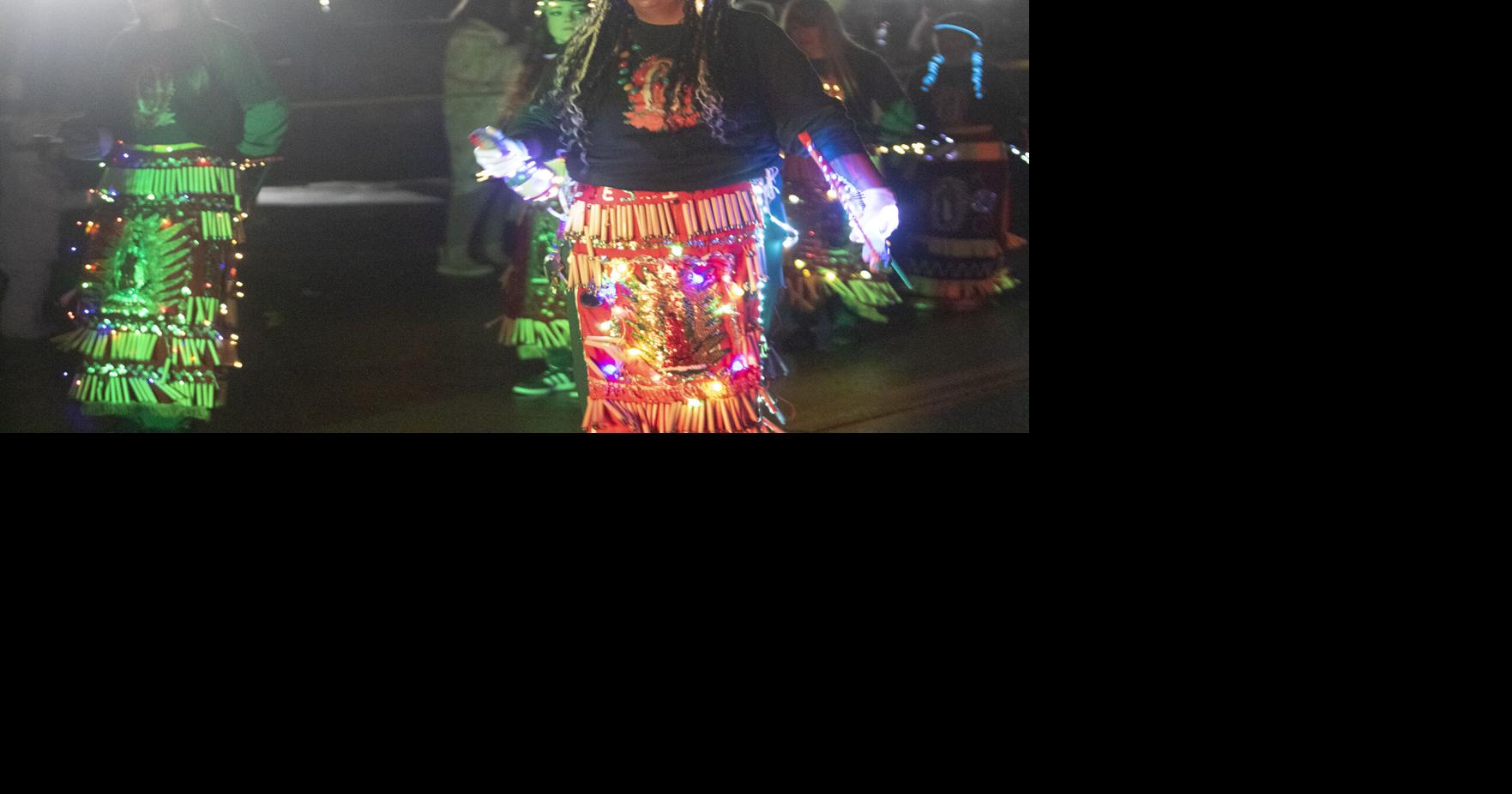 Parade of Lights thrills thousands Saturday evening | Local News ...