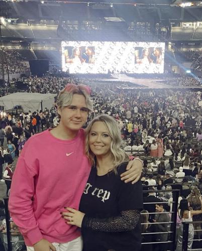 Local Taylor Swift fans take on Eras Tour in Las Vegas | Local News ...