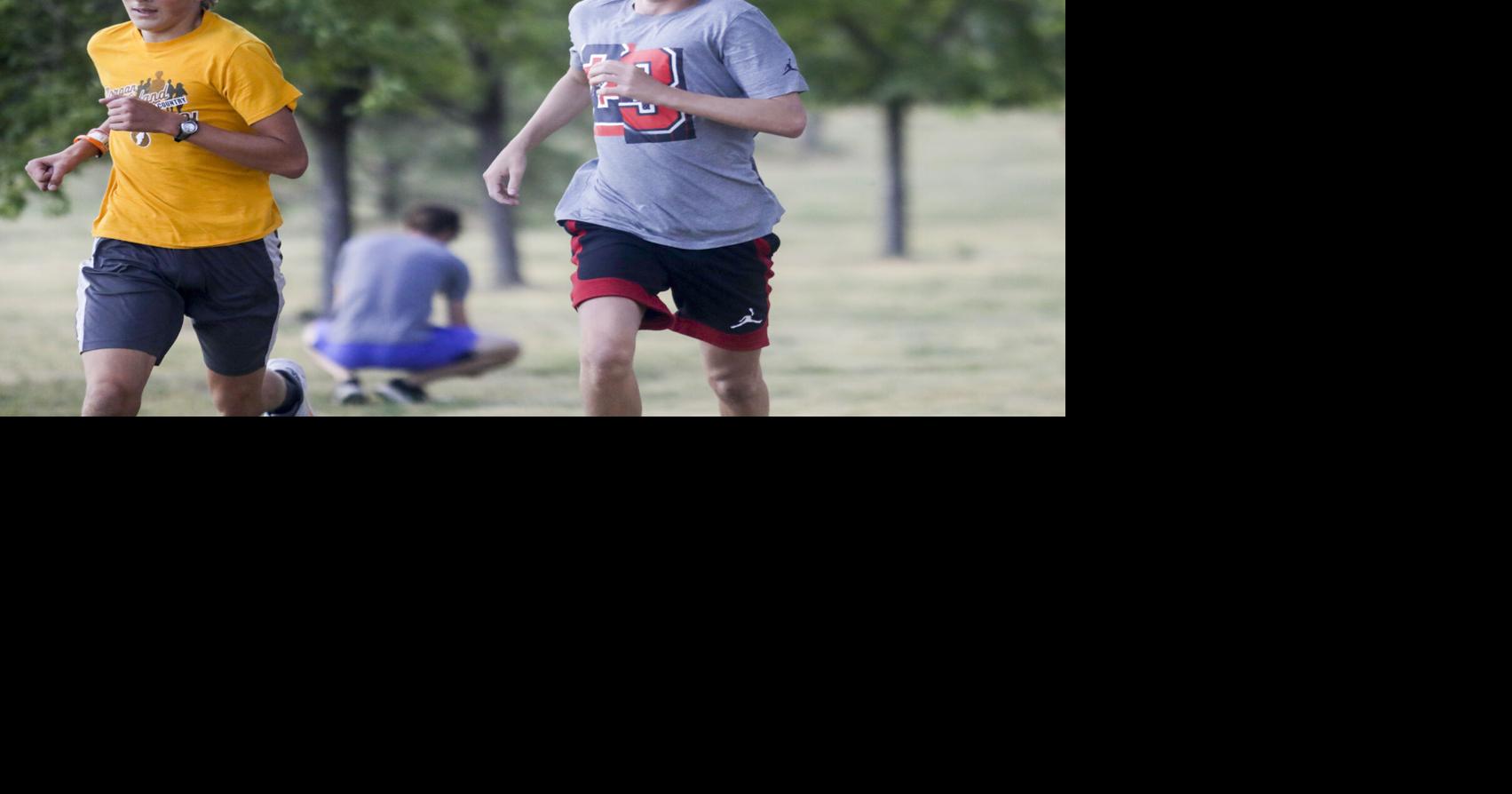 Bolts, Camels run in state preview meet in Ethete | Local ...