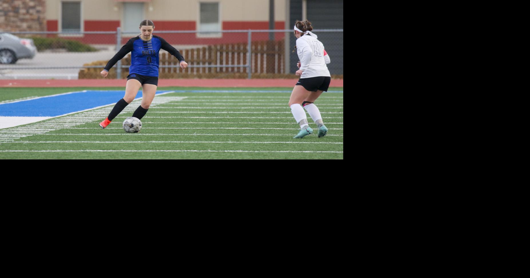 Bolts girls soccer pushes for third spot in region tournament with one ...