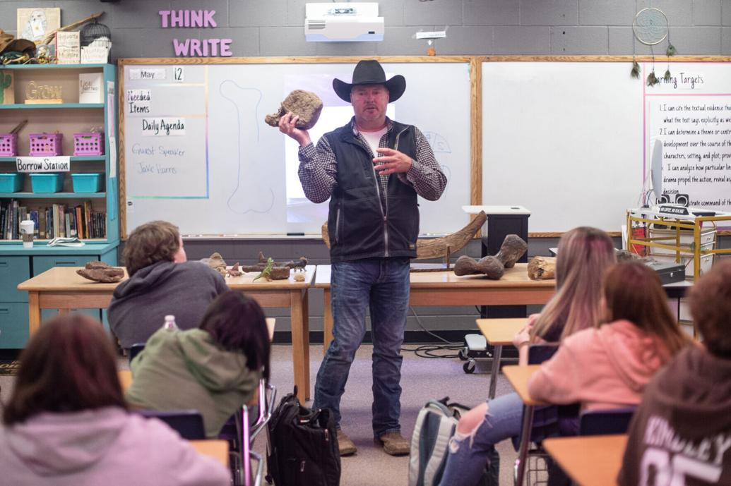 Dino-mite!: Twin Spruce students dig into dino bones | Local News ...