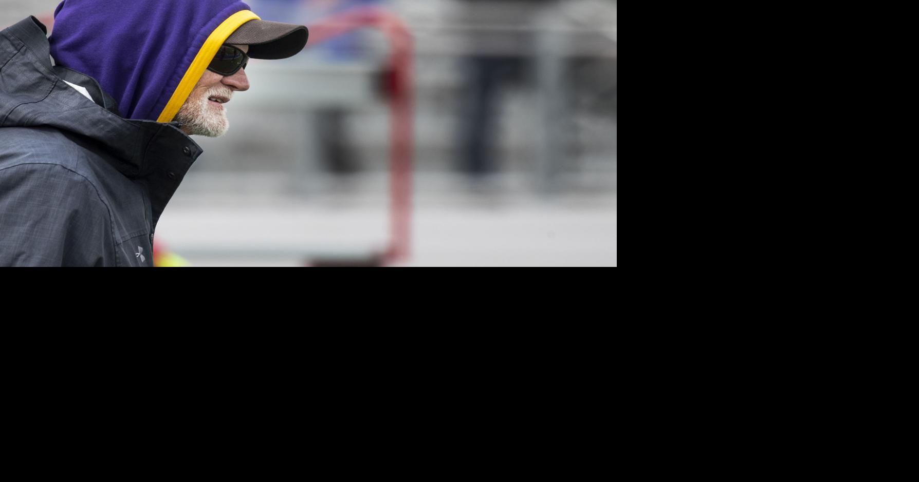 Tom Holm voted assistant coach of the year for first time in 47-year ...