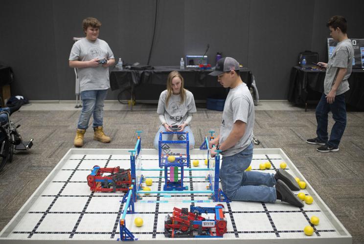 A STEM-tacular showcase | Local News | gillettenewsrecord.com