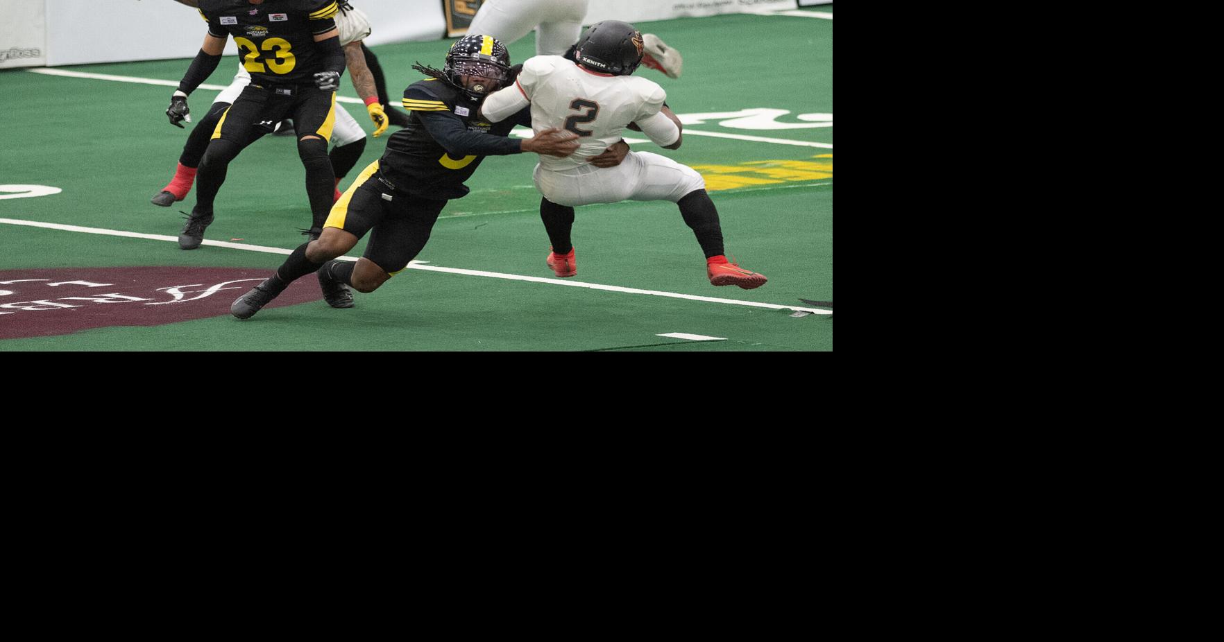 Mustangs get 10-point win over Sioux City on the road | Local ...