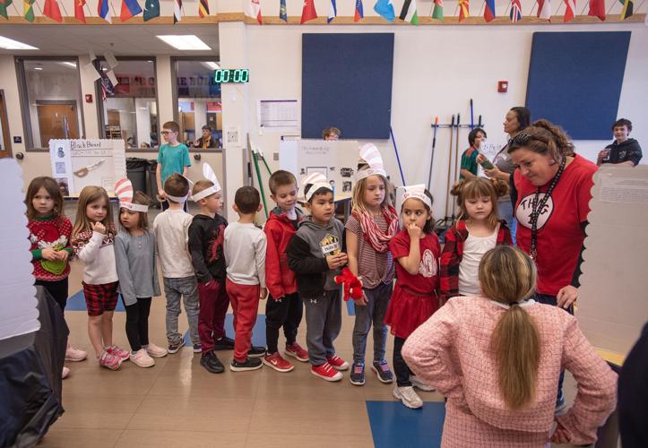 Stocktrail sixth graders come out swinging for living wax museum | Local News ...