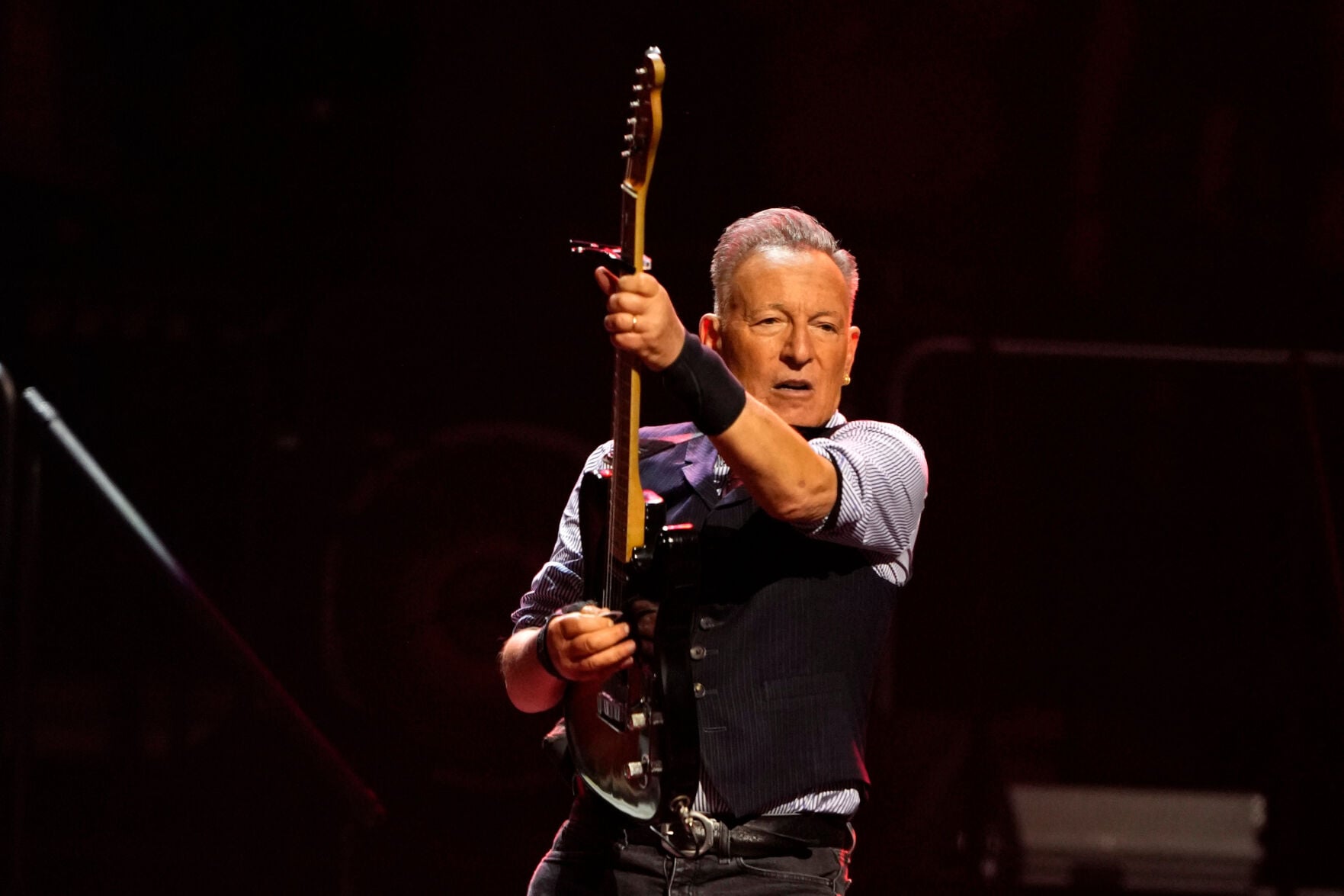 Bruce Springsteen and the E Street Band in Concert - Philadelphia | U.S ...