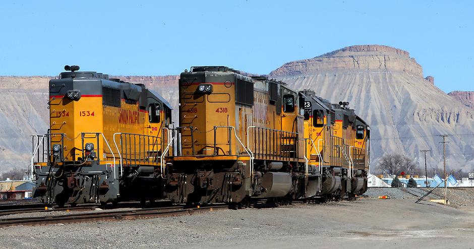 Palisade partners with Mesa County on railroad crossings | Western ...