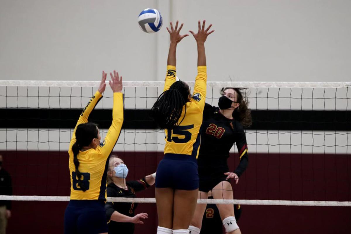 CMU volleyball team sweeps No. 5 Regis | Sports | gjsentinel.com