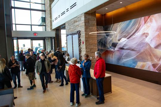 Community Hospital welcomes public into new cancer center | Western ...