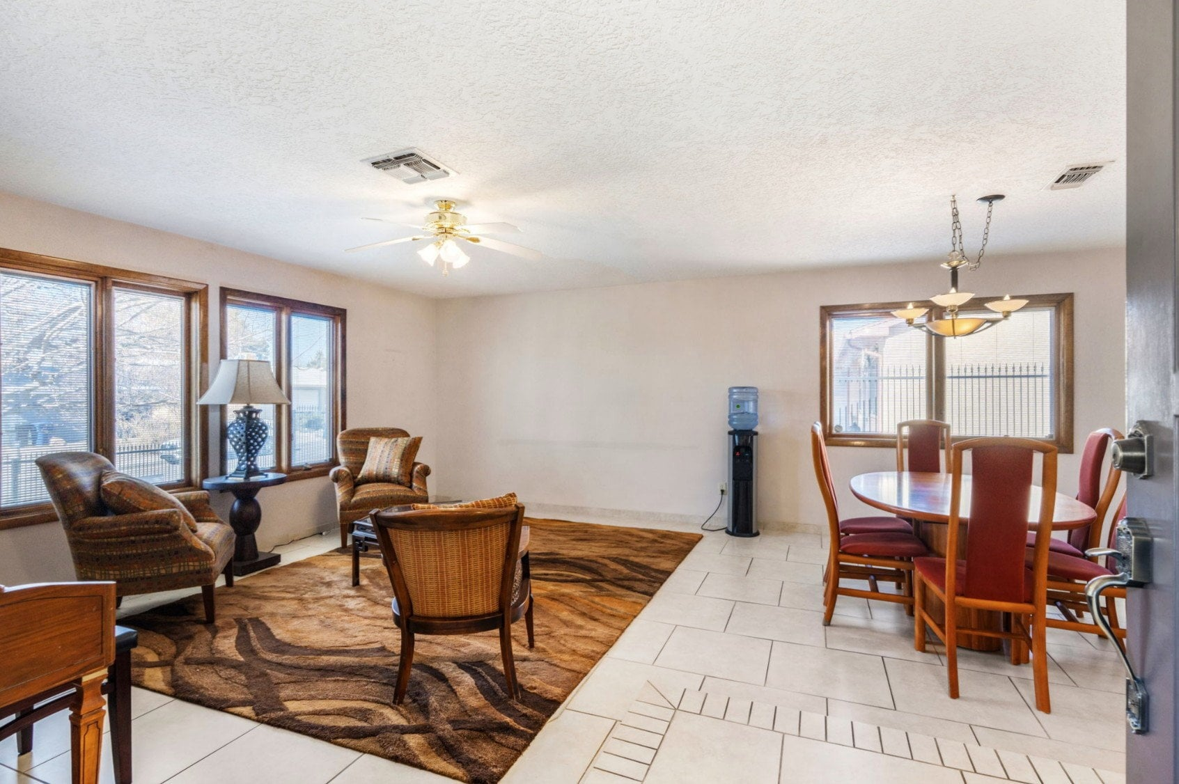 Iconic ‘Breaking Bad’ home sells for $1.3 million | National ...