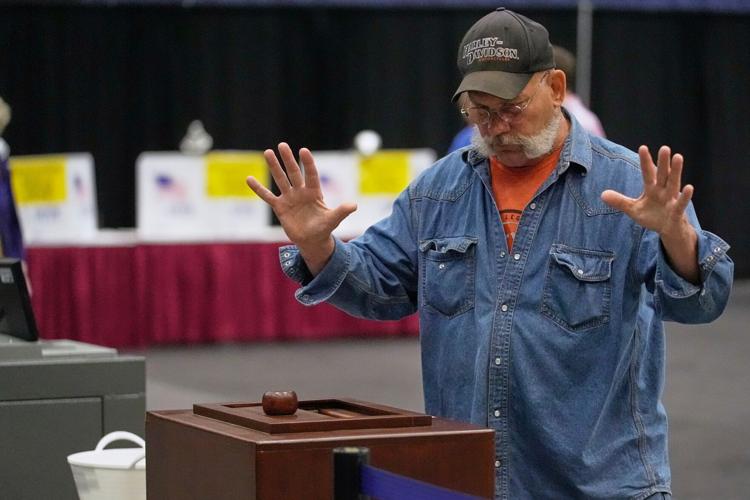 Photos of primary elections across four states | U.S. | gjsentinel.com