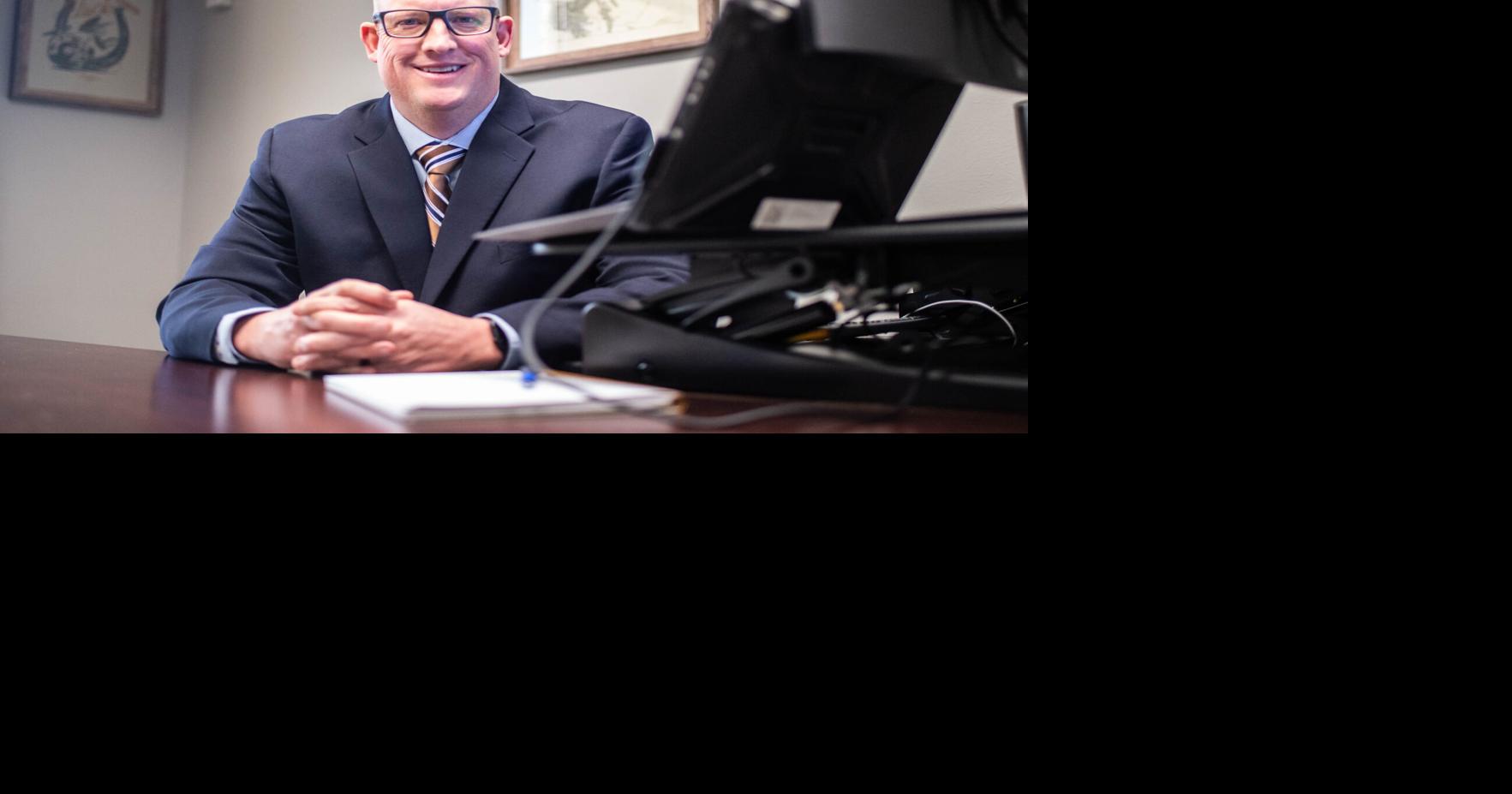 County Administrator Hollenbeck receives statewide award | Western ...