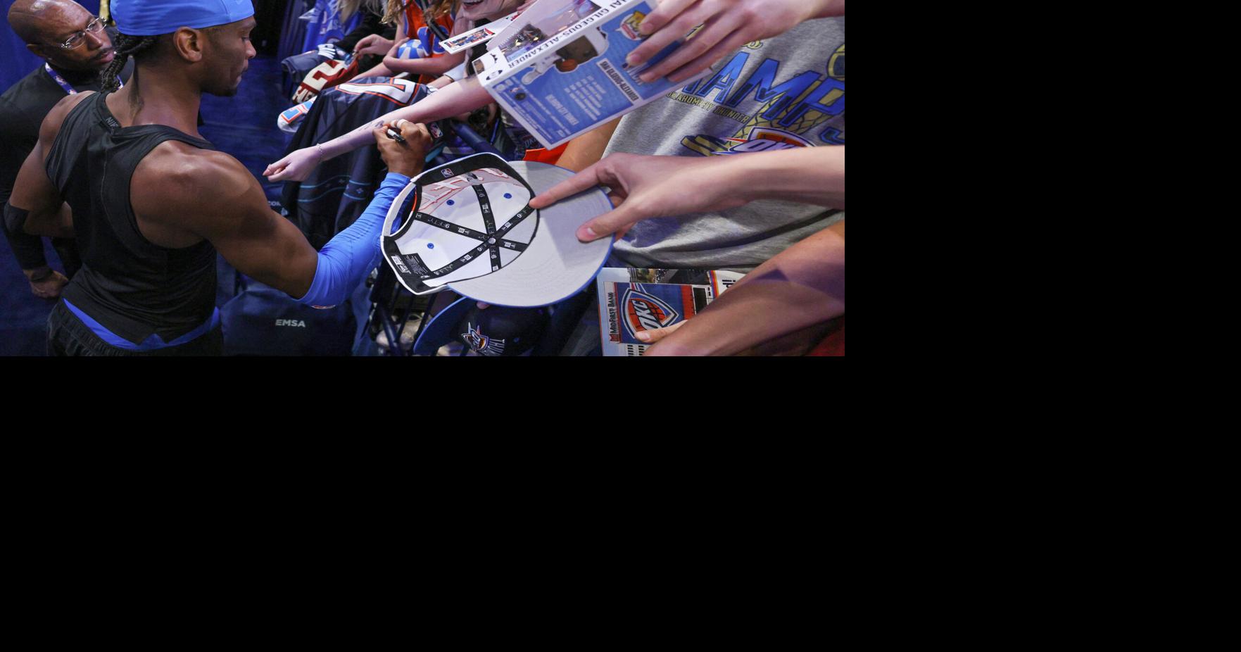 Gilgeous-Alexander wins NBA's Clutch Player of Year award in landslide ...