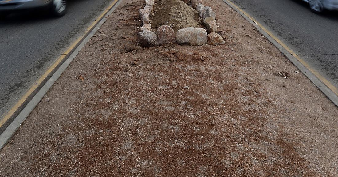 Medians' thirsty turf goes xeric | Western Colorado | gjsentinel.com