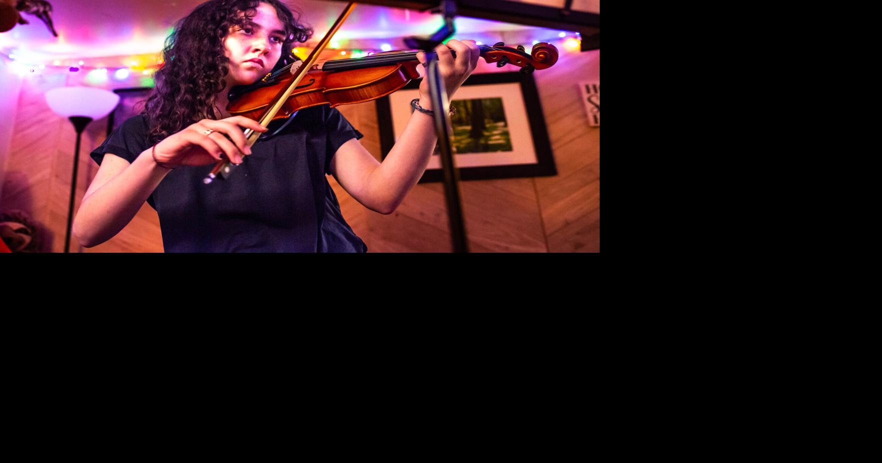 Eighth-grade violinist wins symphony's Crystal Baton contest | Western ...