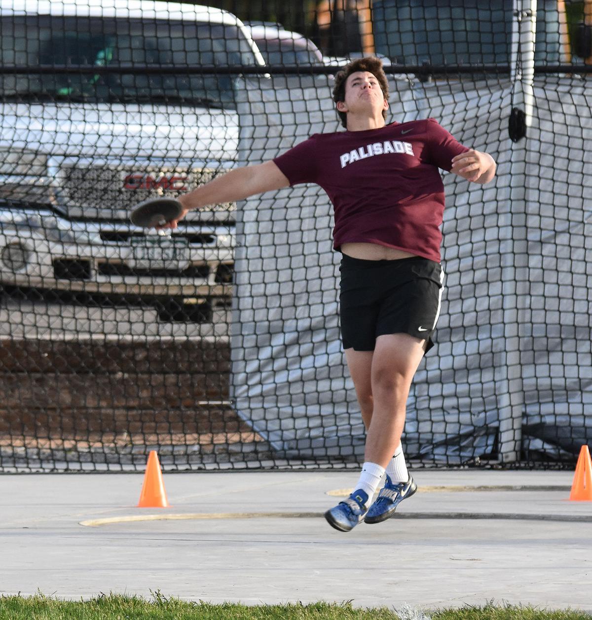 Discus throwers take spotlight at Tiger Invite | High Schools ...