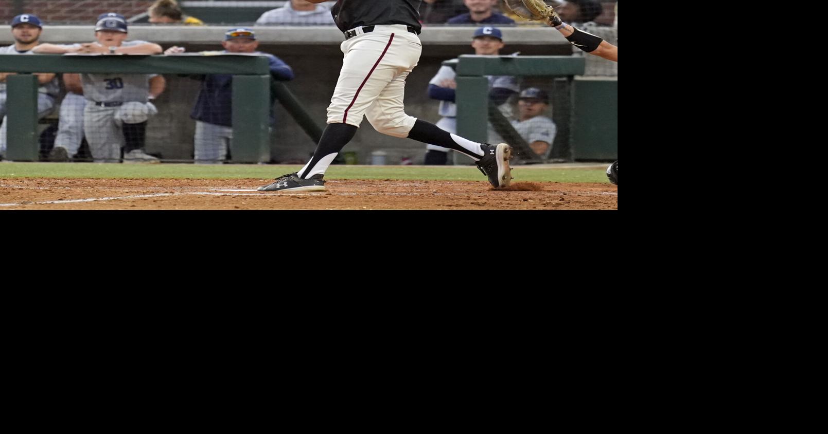 Pickoff play gives Mavs spark in RMAC Tournament | Sports | gjsentinel.com