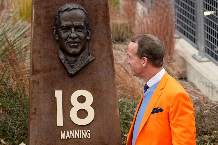 peyton manning forehead statue