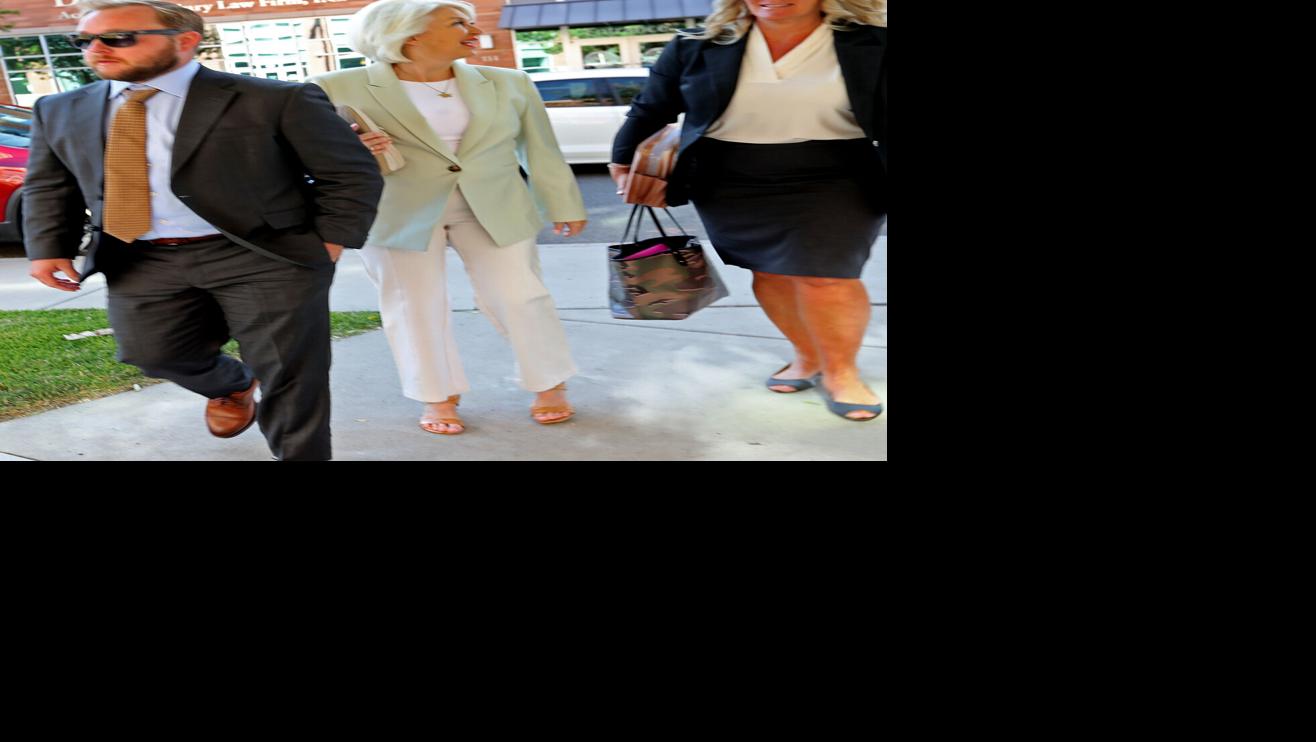 Supporters, interested onlookers flock to Tina Peters trial | Western ...